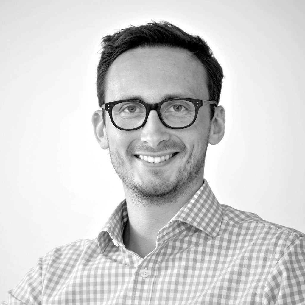 Maciej Puchała - Head of Sales - Right Information | XING