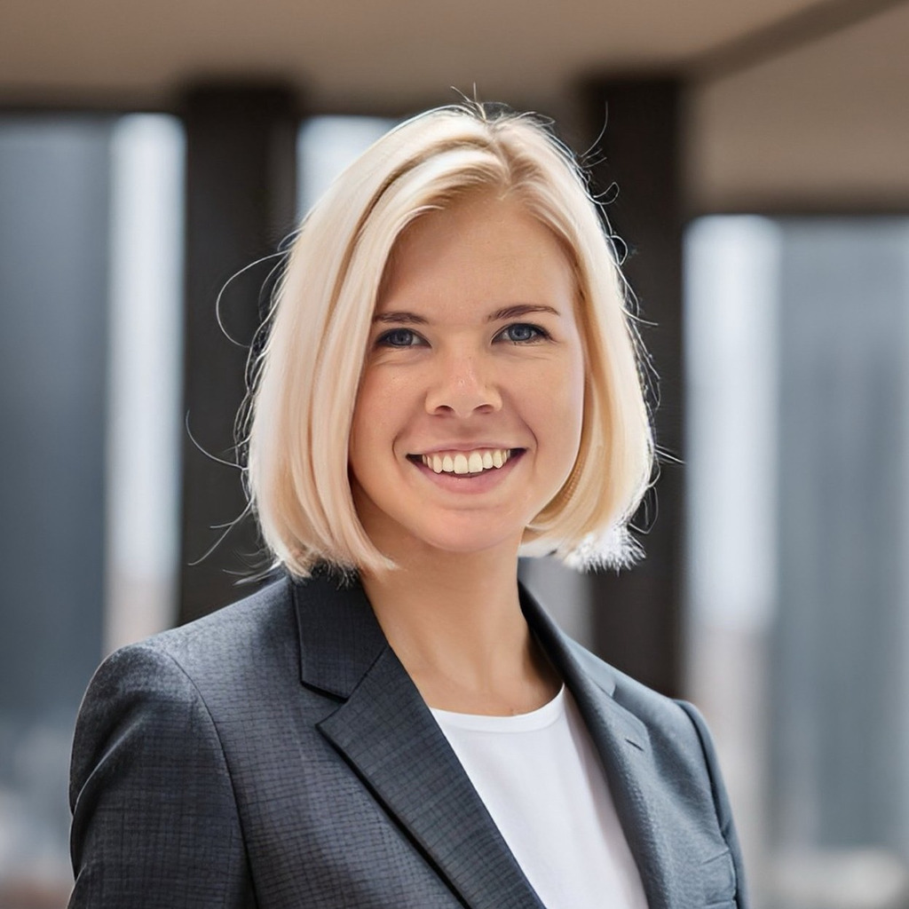 Cornelia Schmitt - Medien- und Kommunikationsmanagement - SRH Fernhochschule - The Mobile ...