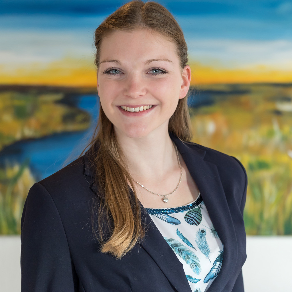 Anna Fellner - Group Marketing - Digital - Hawle ...