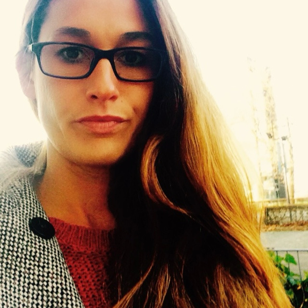 Ellen Prell - Küchenplaner - Baaler Küchenstudio | XING