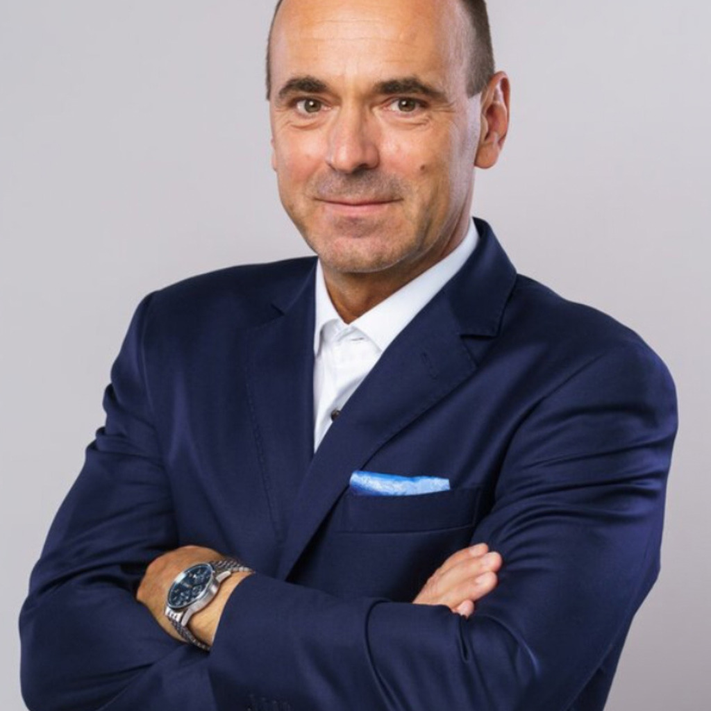 Erich Grössl - Niederlassungsleiter - P.Dussmann | XING