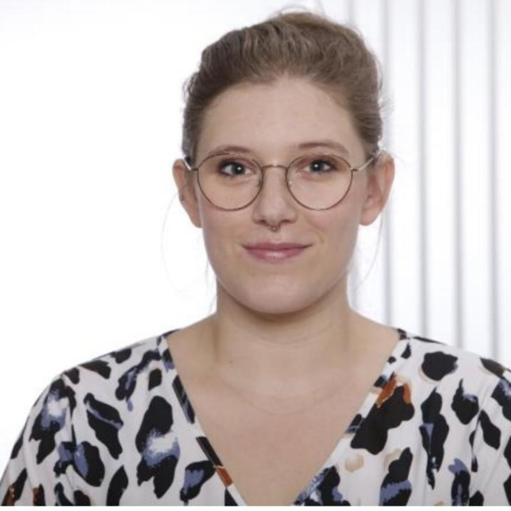 Simone Pilz - Fachgesundheits- und Krankenpflegerin für Psychiatrie ...