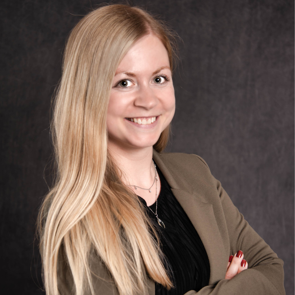 Laura Winter - Customer Service Representative - Heraeus Amloy ...