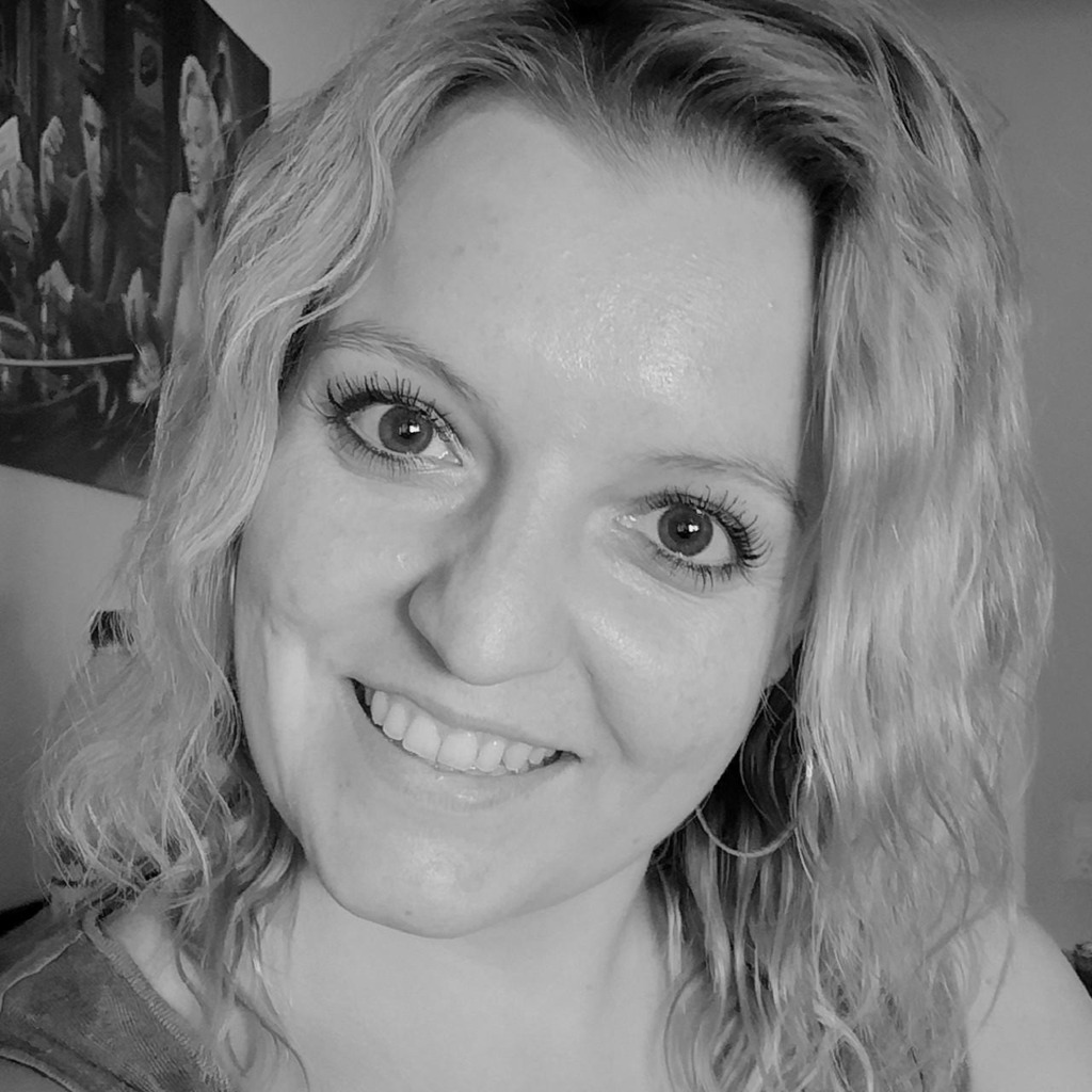 Lisa Deutschmann - Kauffrau im Groß- und Außenhandelsmanagement - Franz ...