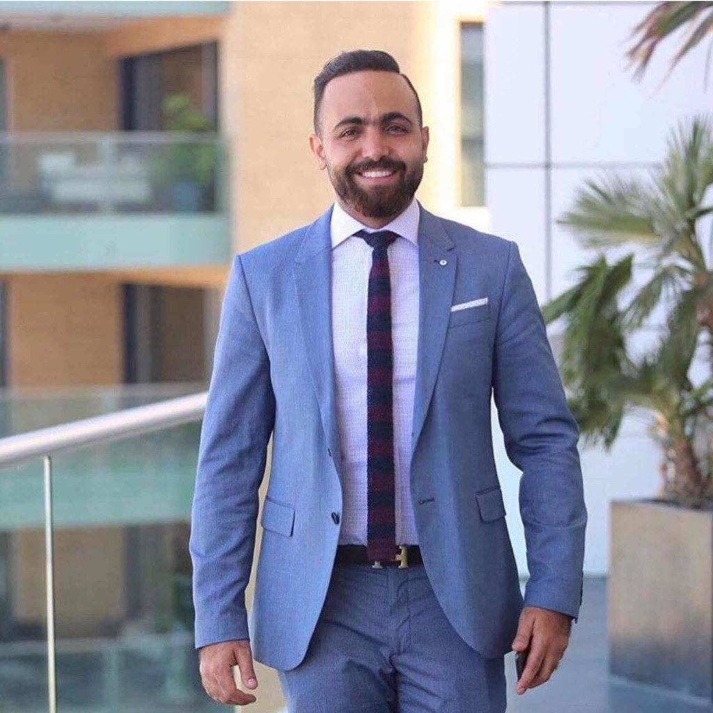 Dr. Nicholas Summers - Senior construction project manager - Bovis Lend ...