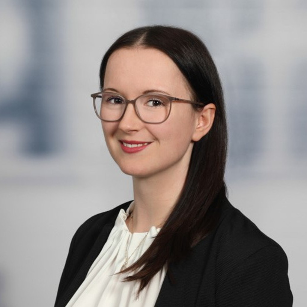 Sarah Keller - Senior Audit & Assurance - Deloitte | XING