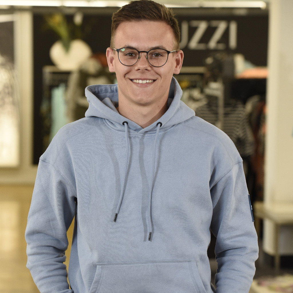 Tim Hübler - Junior E-Commerce Manager - FRANK WALDER Frankenwälder E ...