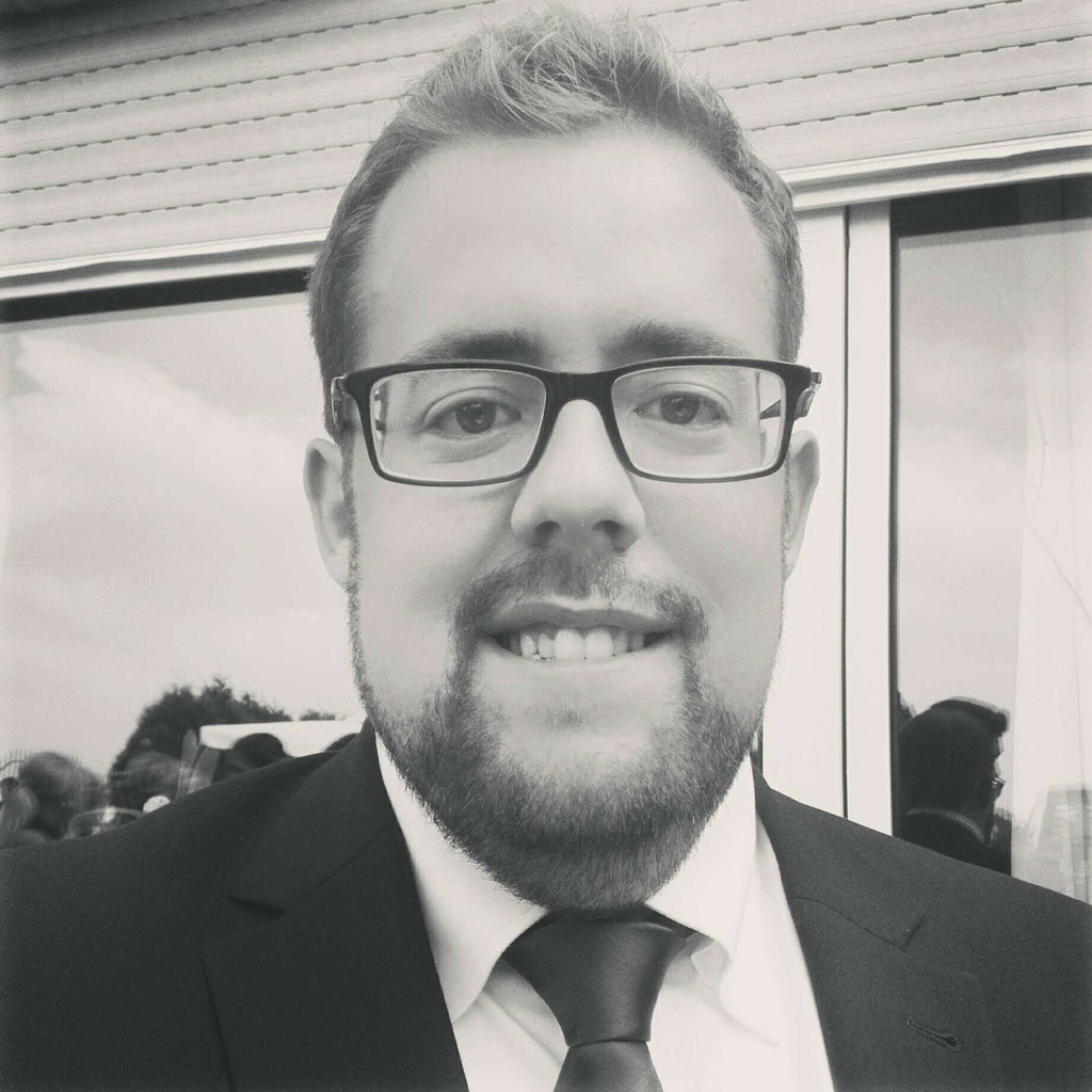 Pascal Riedel - Gewerbekundenberater für Versicherungen (Innendienst ...