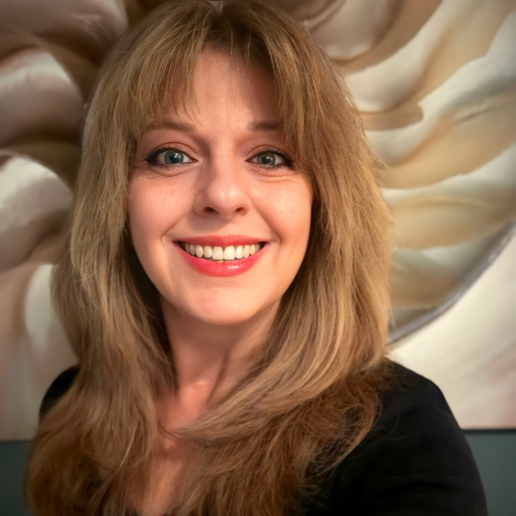 Jacqueline Schmidt - Executive Assistant - Arnaud Mende GmbH | XING