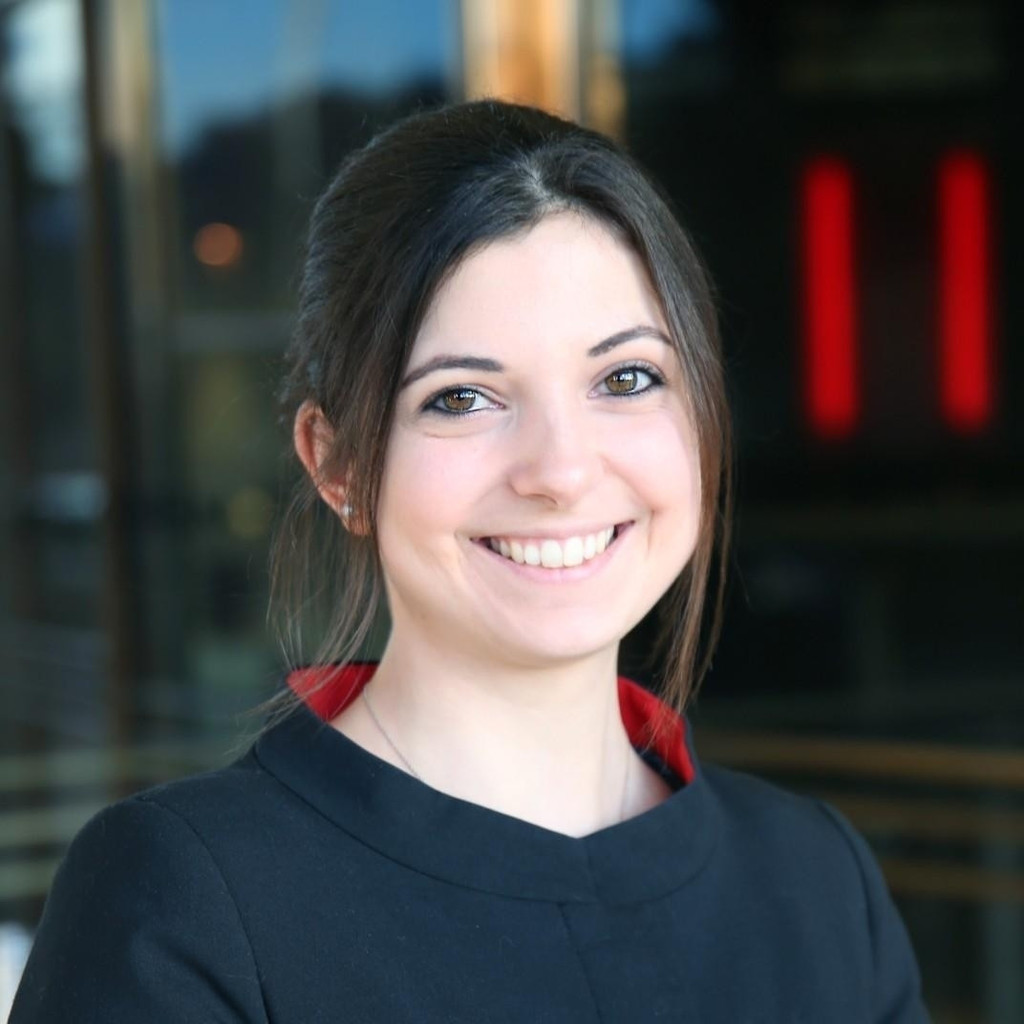 Sarah Paris's Instagram, Twitter & Facebook on IDCrawl