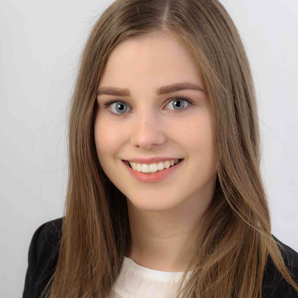 Anna-Lena Röder - Kaufmännischer Angestellter - STRABAG AG, Konzern ...