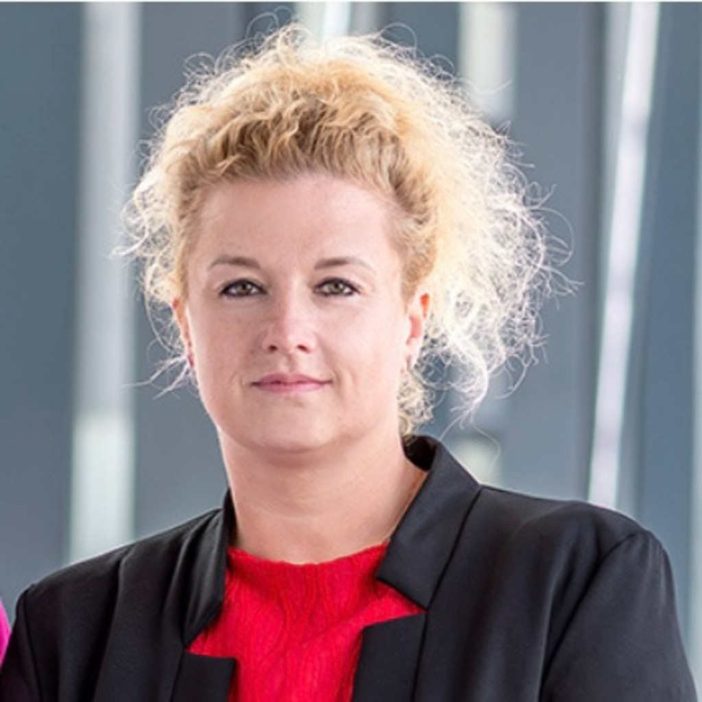 Alexandra Zimmermann - Stellvertretende Pflegedirektorin ...