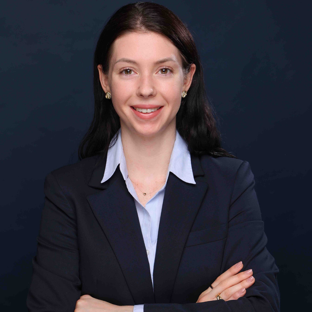 Kyra Skoutajan - Associate - Deals Advisory - PwC Deutschland | XING