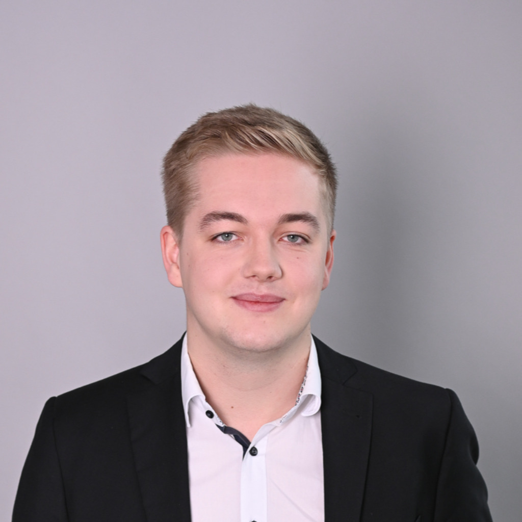 Jan Peter Büttner - Group Finance Project Lead - BOS GmbH & Co. KG | XING