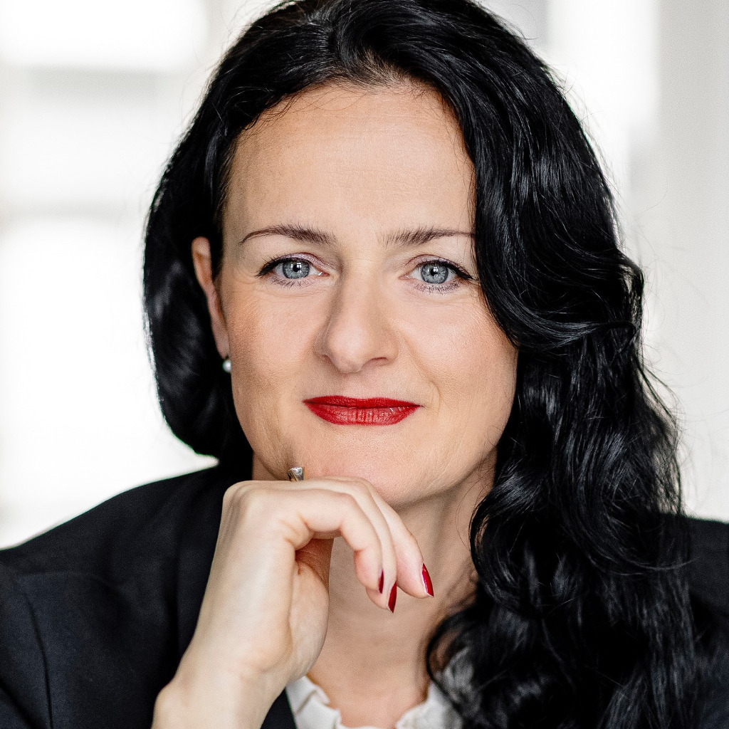 Viola Samland - Associate Partner - phe consultants GmbH | XING