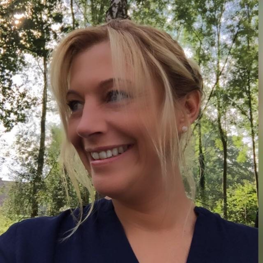 Stephanie Neumann's Instagram, Twitter & Facebook on IDCrawl