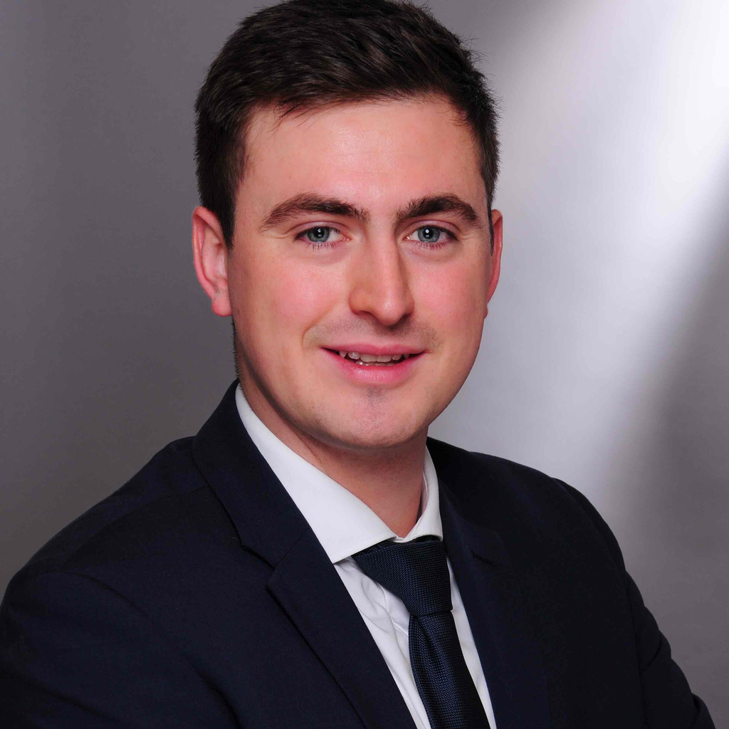 Robin Backes - Associate | Capital Markets & Accounting Advisory ...