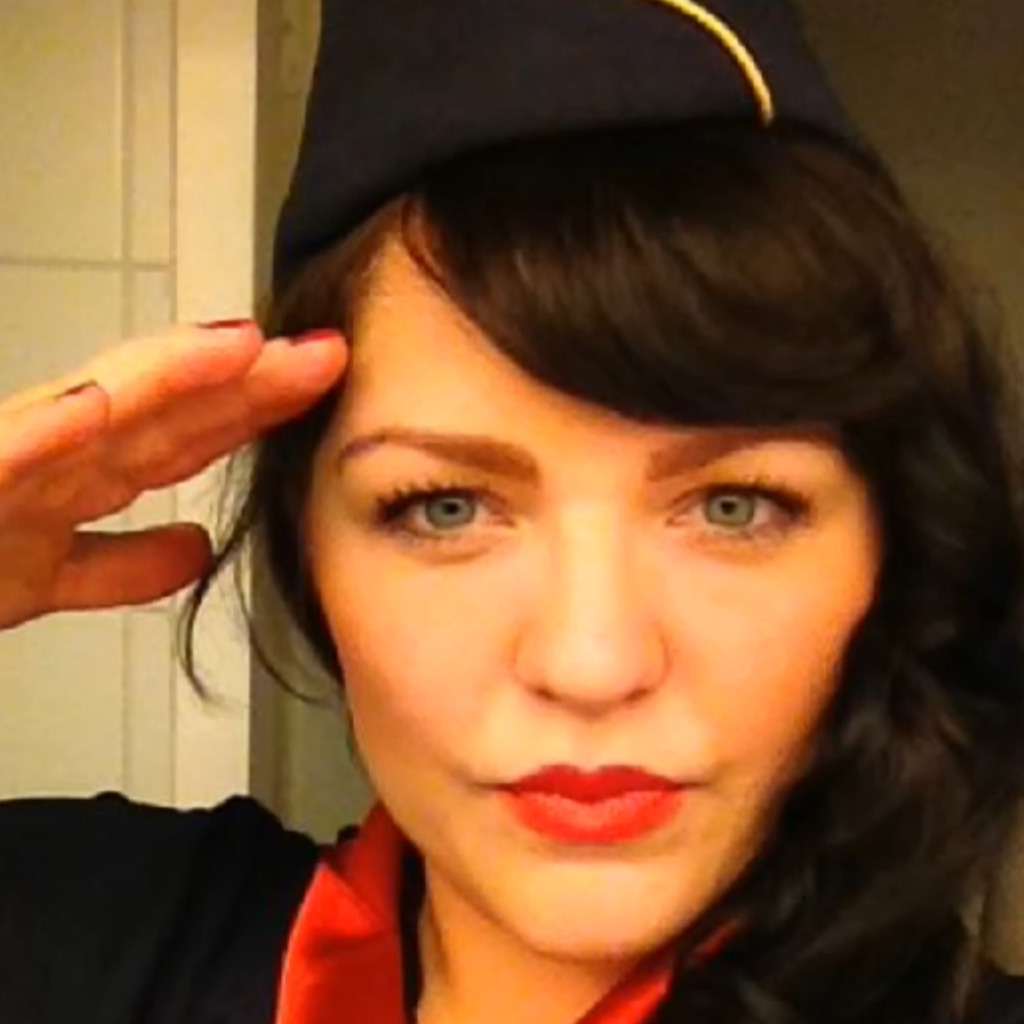 Helm aus Berlin in der Personensuche von Das Telefonbuch