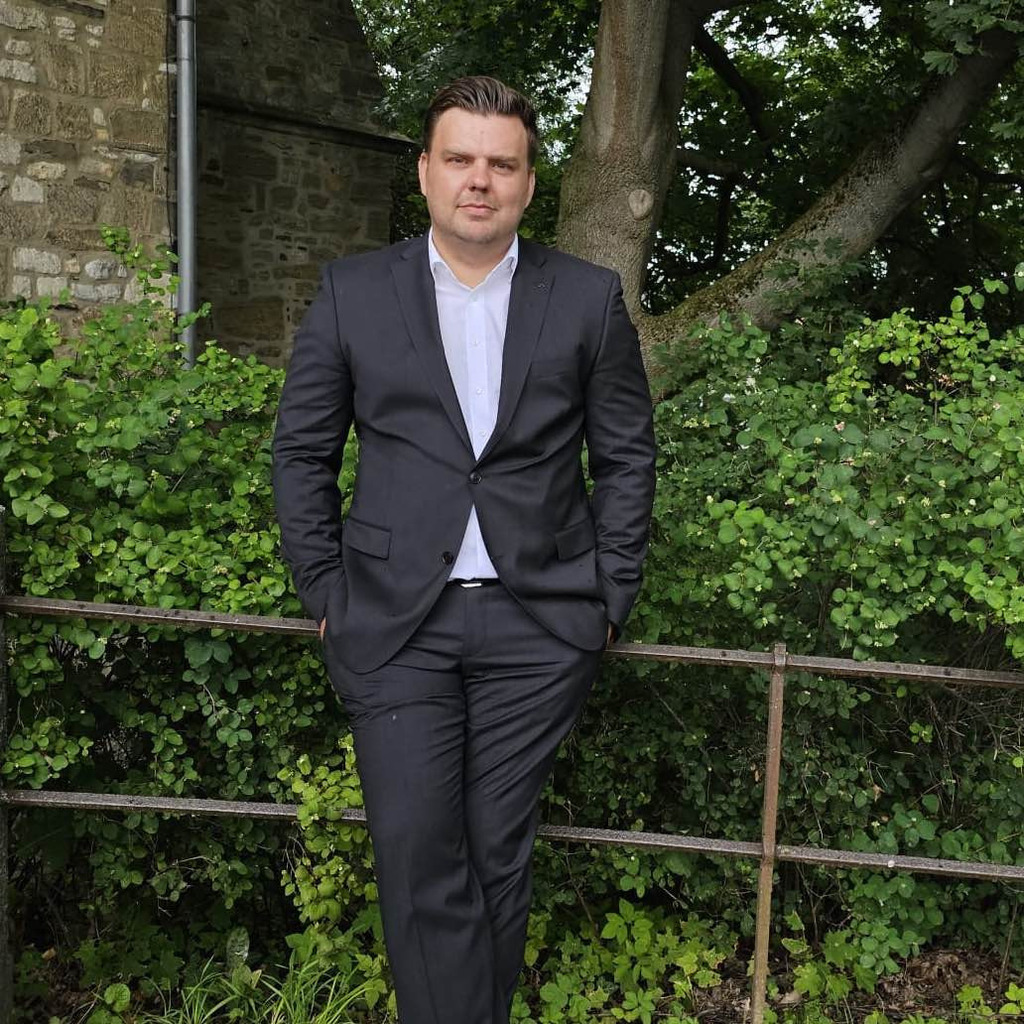 Mats Kukuk - Ausstellungsberater - Friedrich Lange GmbH | XING