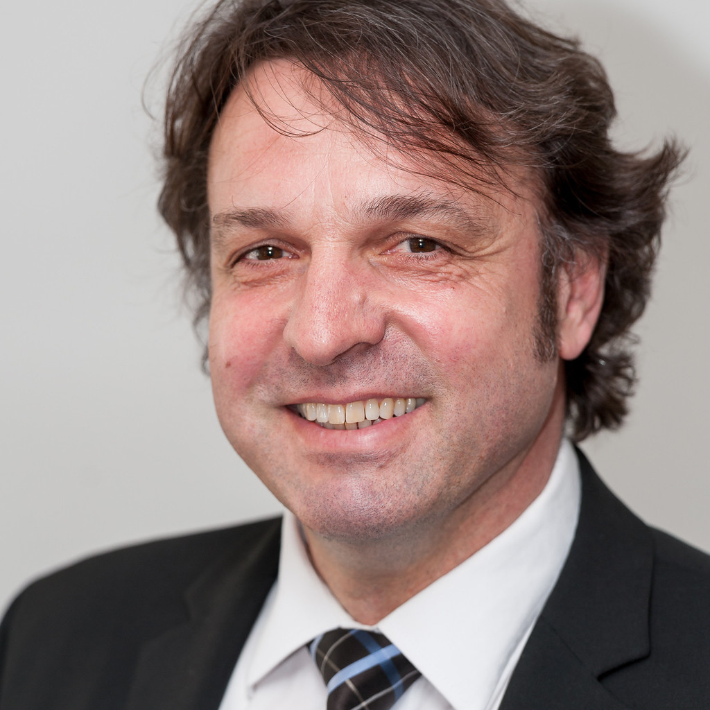 Elmar Paul Raimund Schmidt - Referatsleiter - Staatskanzlei des ...