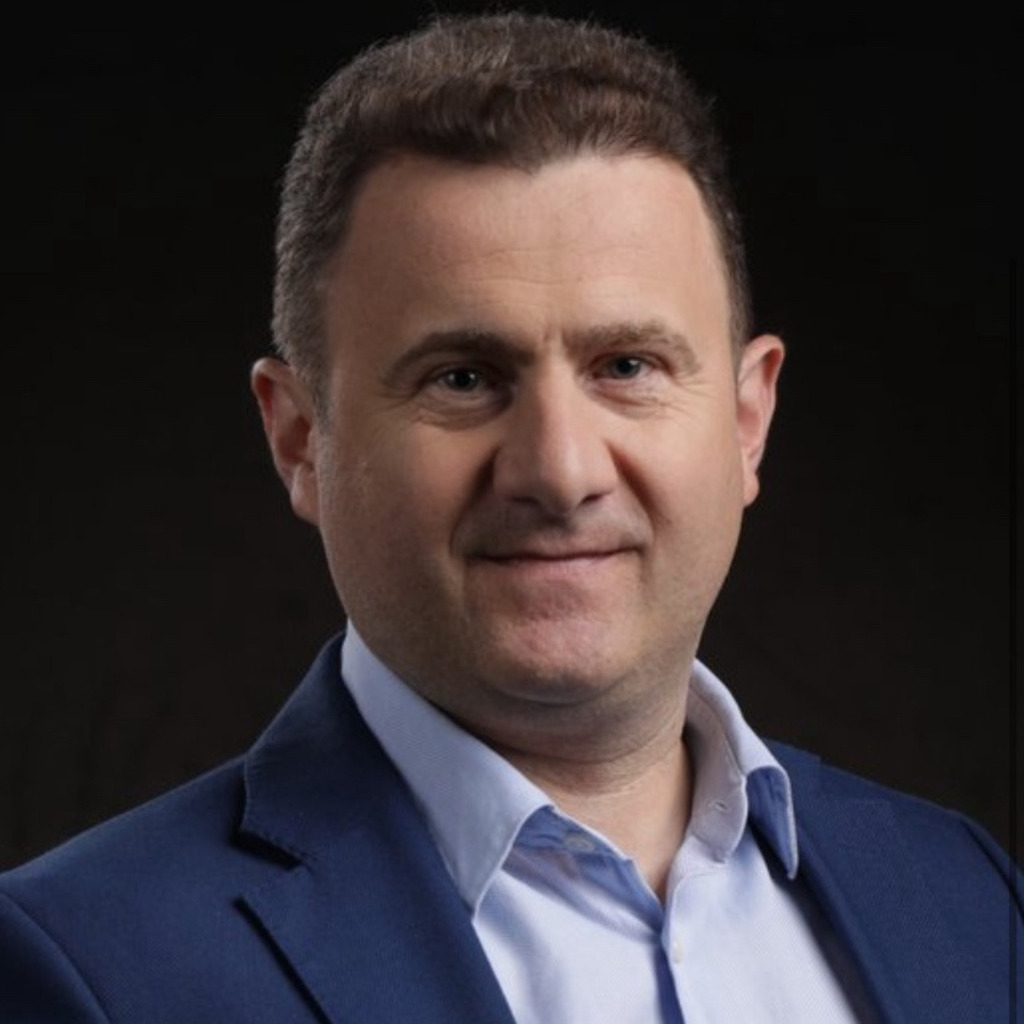 Mag. Marius Luca - Werksleiter Prüftechnik - S.C. DPR Dräxlmaier ...