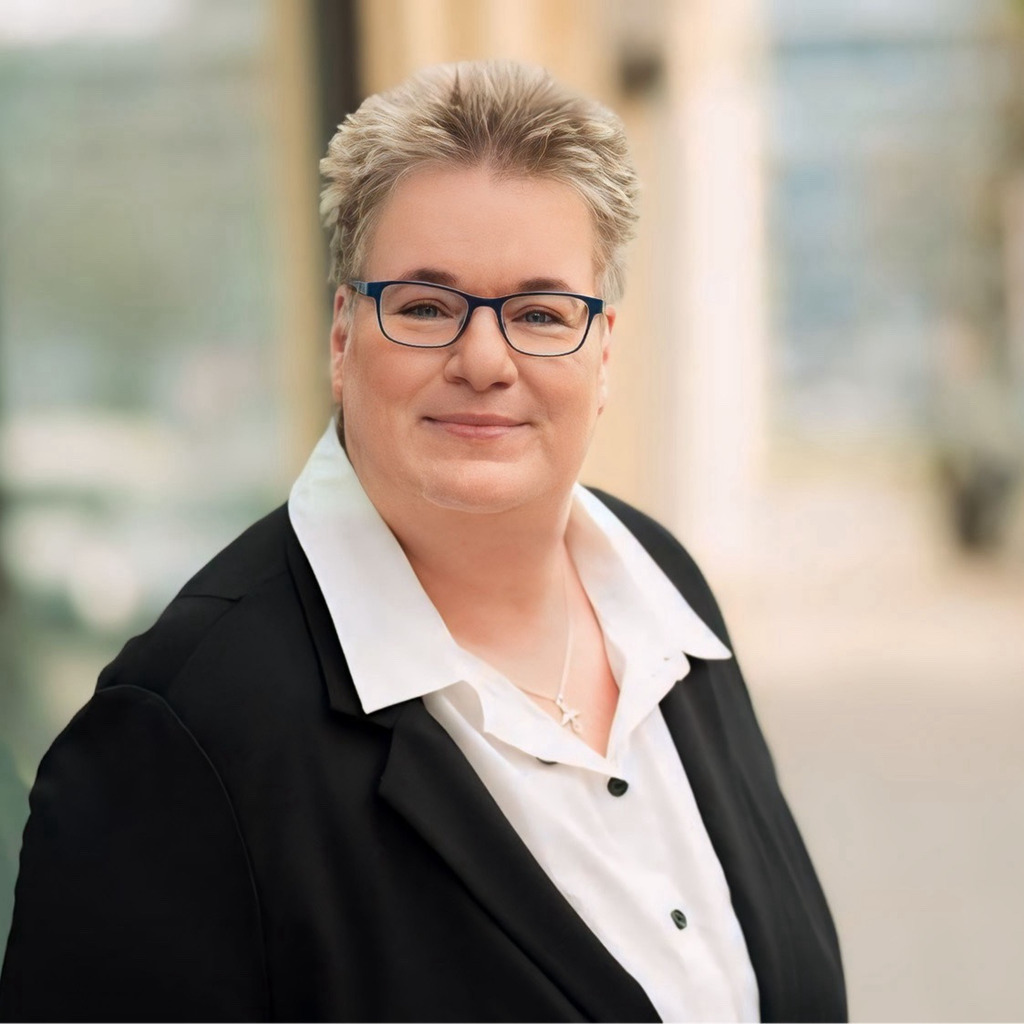 Nicole Gomez - Lead Group Accounting - Vice Sporting Goods GmbH | XING