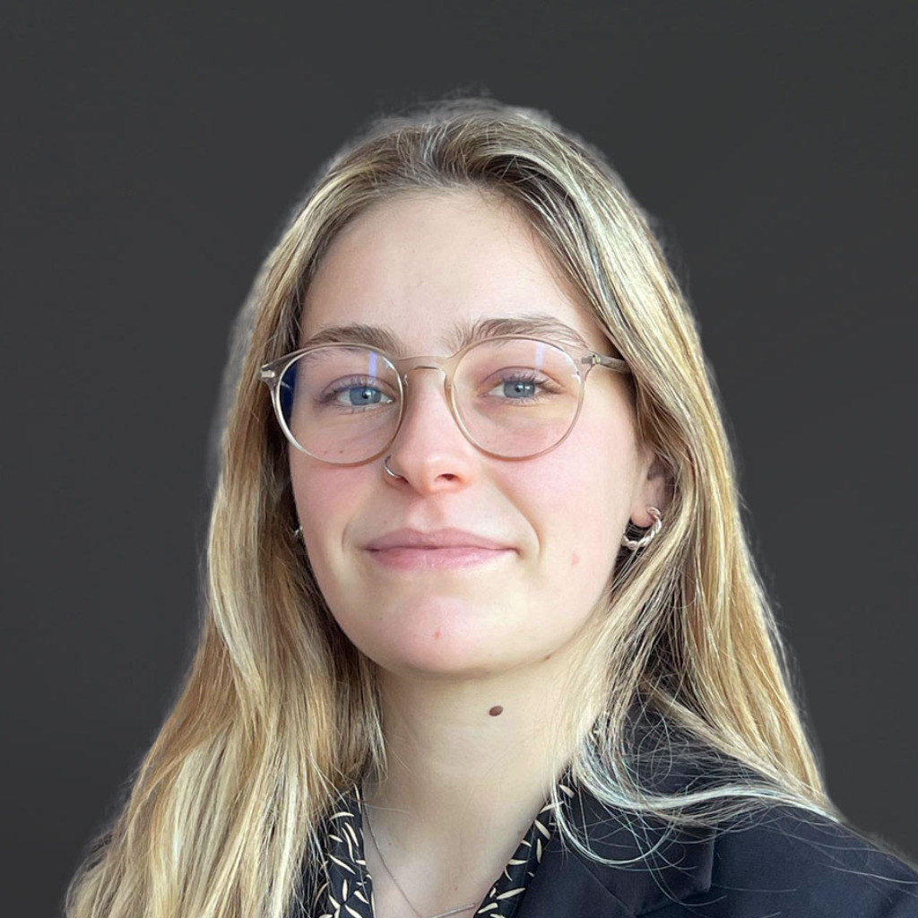 Chiara Steiner - Praktikantin im Personalwesen - Swiss Medical Jobs | XING