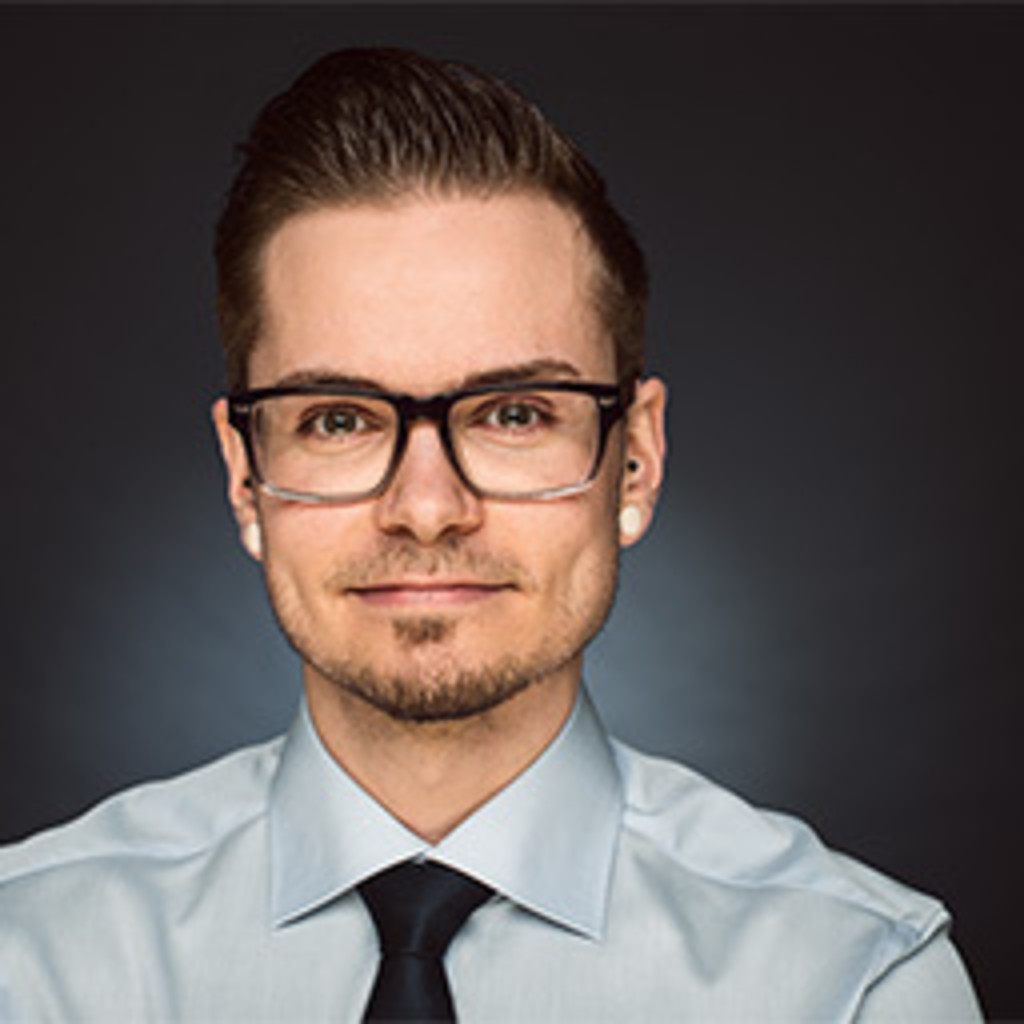 Dipl.-Ing. Eric Sömisch - Production Engineer - SICK Sensor ...