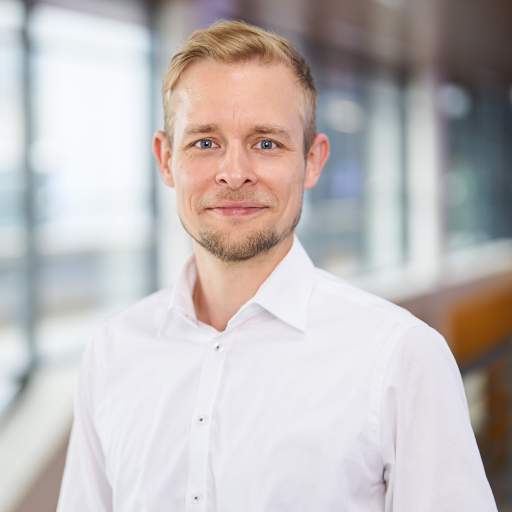 Martin Haupt - Entwicklungsingenieur - Schüco International KG | XING