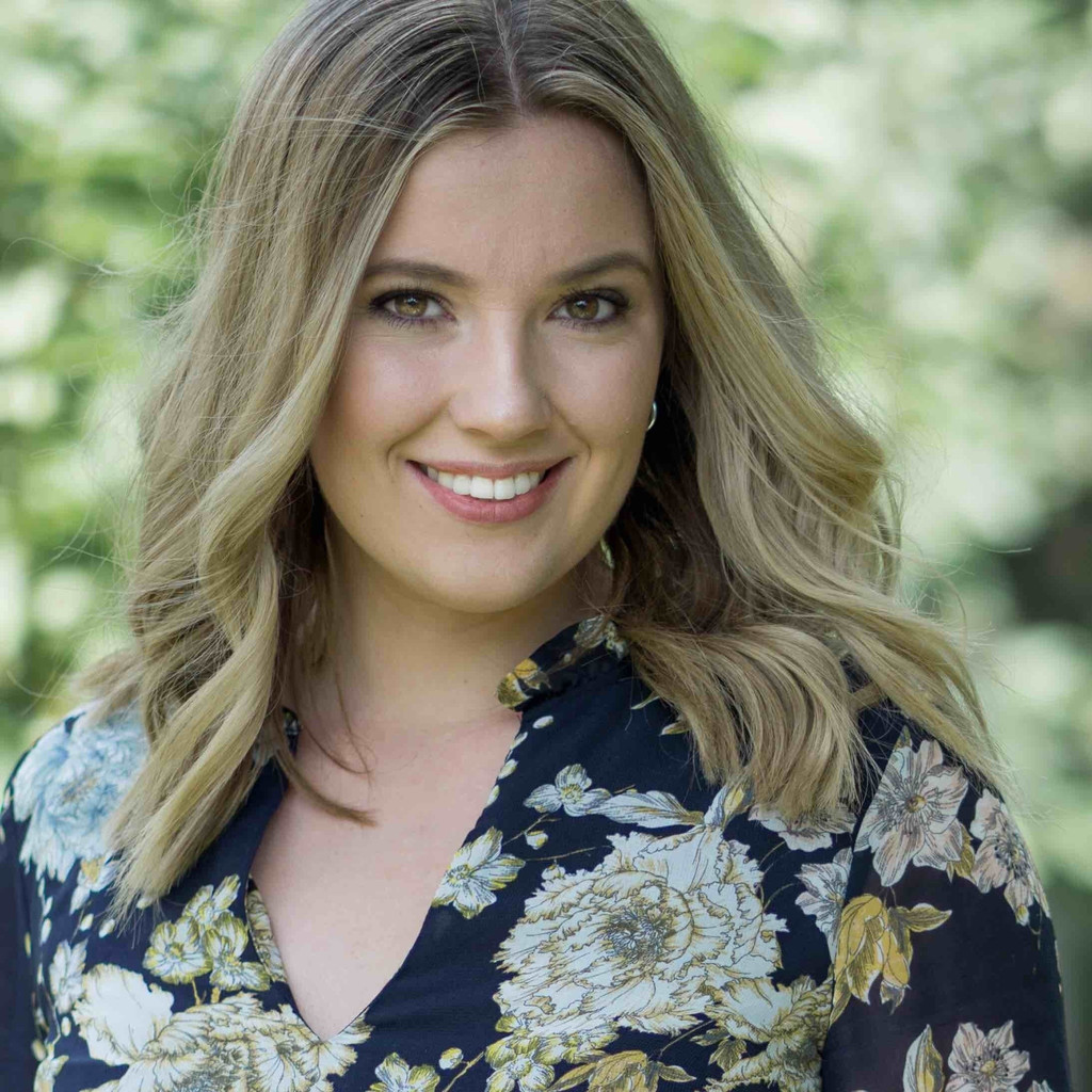 Julia Markgraf - Kostenmanagerin - casusQuo GmbH | XING