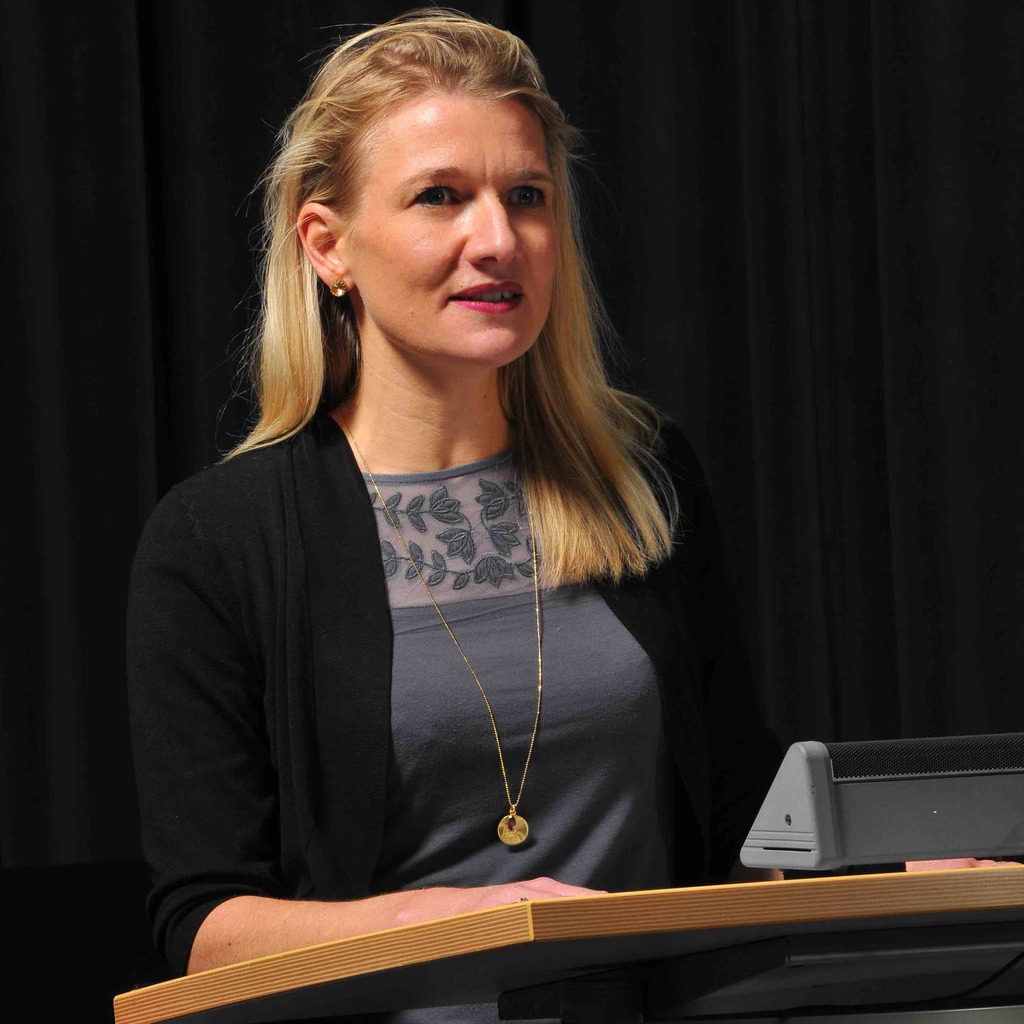 Miriam Schneider - Strategisches Projektmanagement und Kommunikation ... Miriam Schneider - Strategisches Projektmanagement und Kommunikation ...