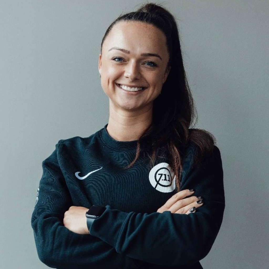 Laura Debus - Area Manager - Fritz Foundation GmbH | XING