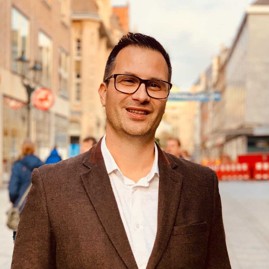 Zoltan Nagy - Senior Middleware Engineer - Santander UK plc | XING