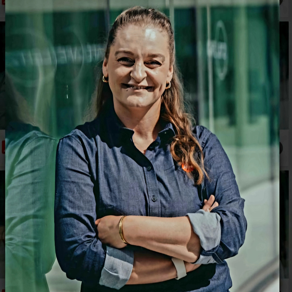 Anja Henniger - HR Specialist - Leica Camera | XING