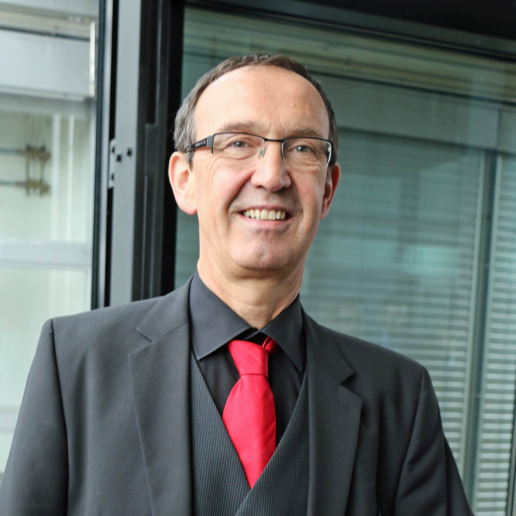 Robert F. Ostlender - Bis 2020 Leiter Einkauf & Unterhalt ...