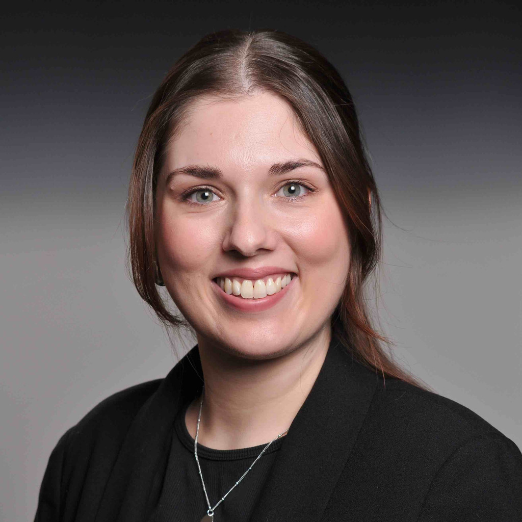 Anna Nolte - Kosmetikerin - Parfümerie Schuback GmbH | XING