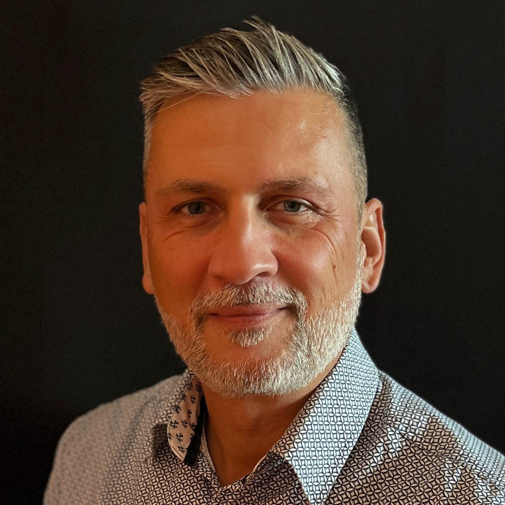 Mike Reichenbach's Instagram, Twitter & Facebook on IDCrawl