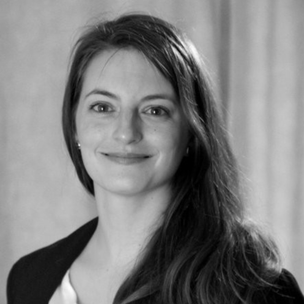 Maria Villares - Junior Creative Producer - Little Shark Entertainment ...