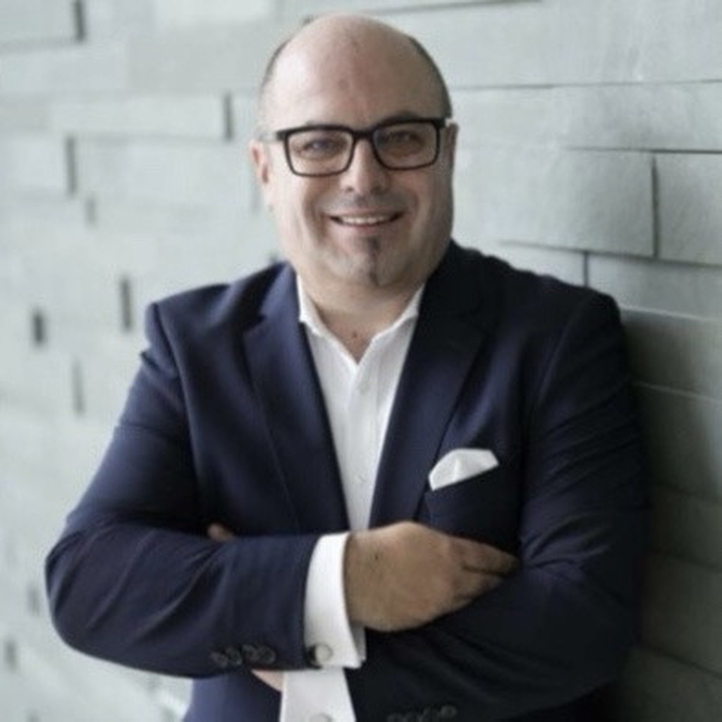 Thomas Leibold - Vertriebsdirektor Banken - Senior Executive ...