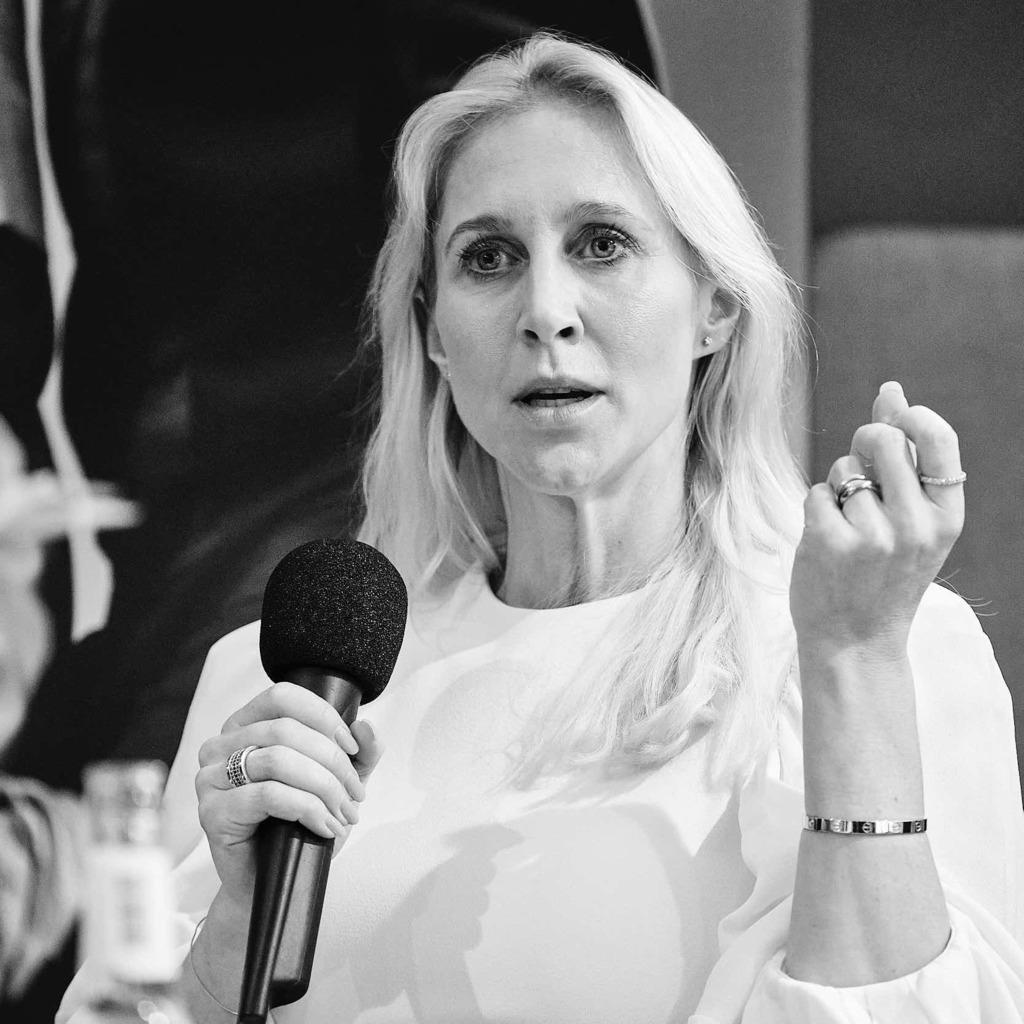 Christina M. Behrendt - Head of Performance Marketing & SEO - MediaMarktSaturn | XING