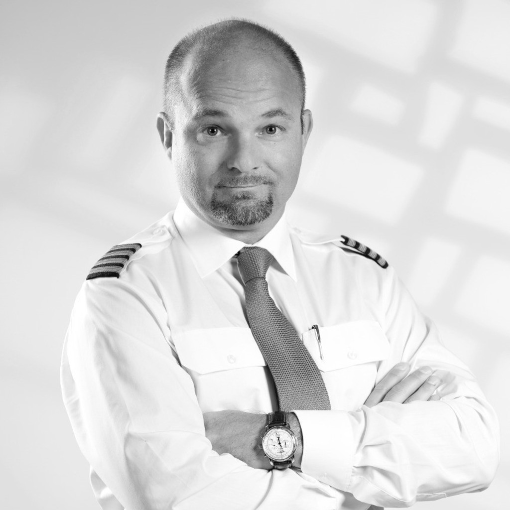 Martin Rieder - PILOT - Vistajet LTD | XING