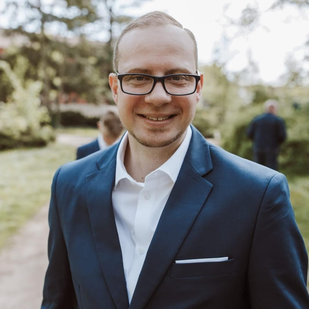 Chris Ewalt - Sachbearbeiter Lagerwirtschaft / Logistik - Omnisal GmbH ...