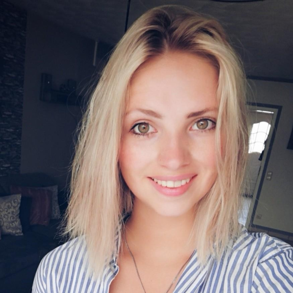 Jessica Wolff - Ausbildung zur Pflegefachfrau - St. Elisabeth ...