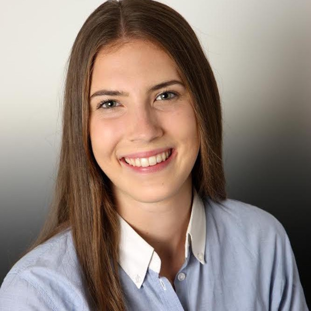 Sandra Gasch - Senior | FSI Audit - Deloitte | XING