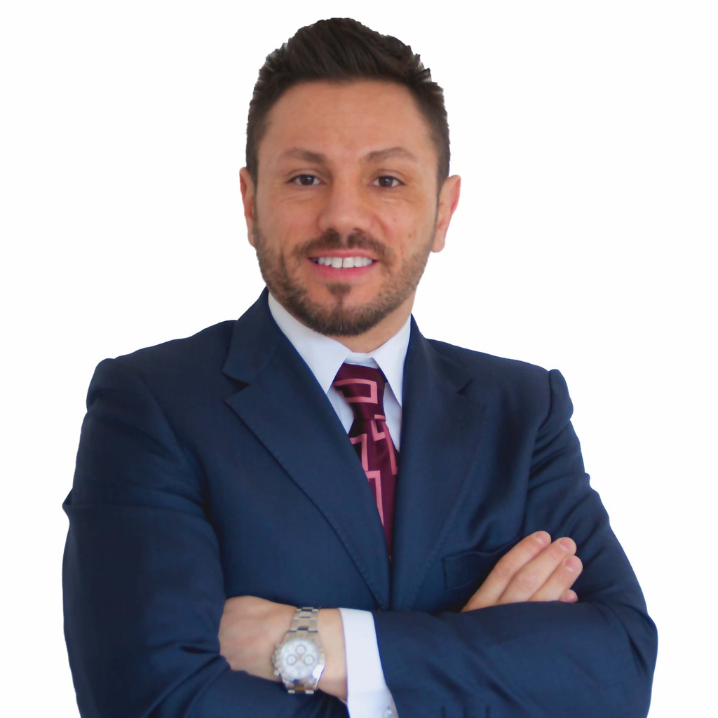 Felice Tufano - Director general y Founder - Dress Addict | XING