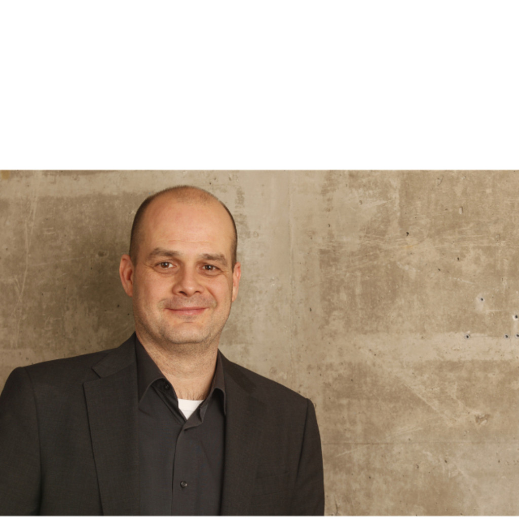 Robert Gloeckner aus Berlin in der Personensuche von Das Telefonbuch