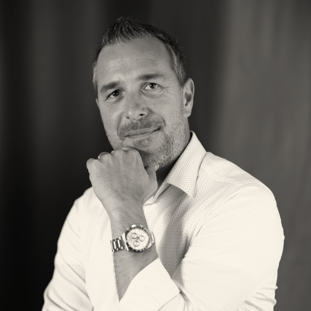 Christian Becker - Gebietsverkaufsleiter - Region West - Panasonic | XING