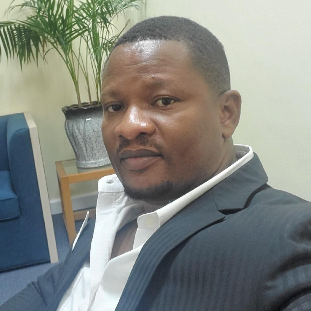 Ibrahim oladele - acting hotel manager - Mercure Grand Jebel Hafeet | XING