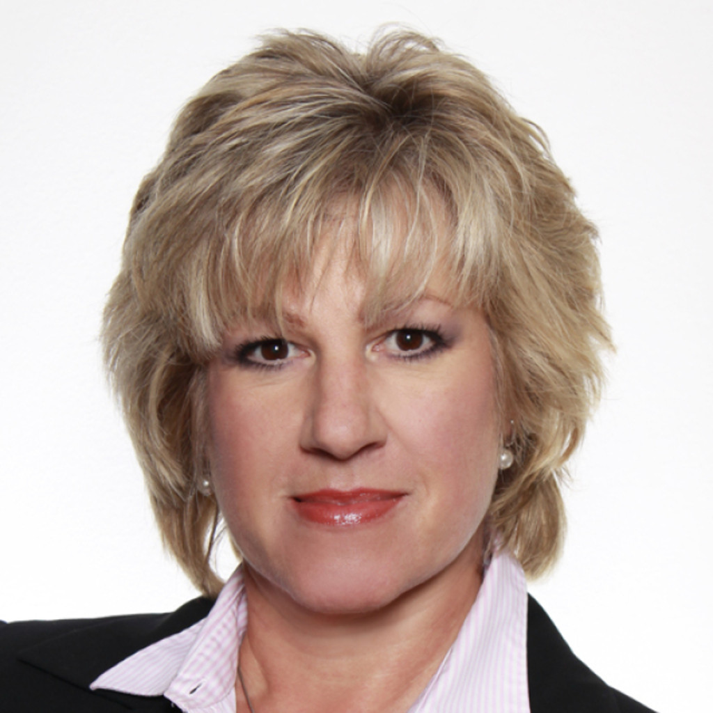 Cynthia Lyle - Geschäftsführerin - Lyle International | XING