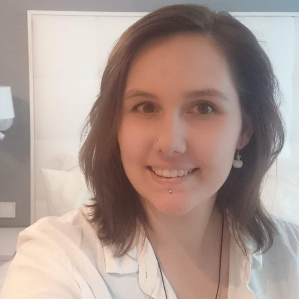 Anna Kohl - Zahntechnikerin - Limes Zahntechnik | XING